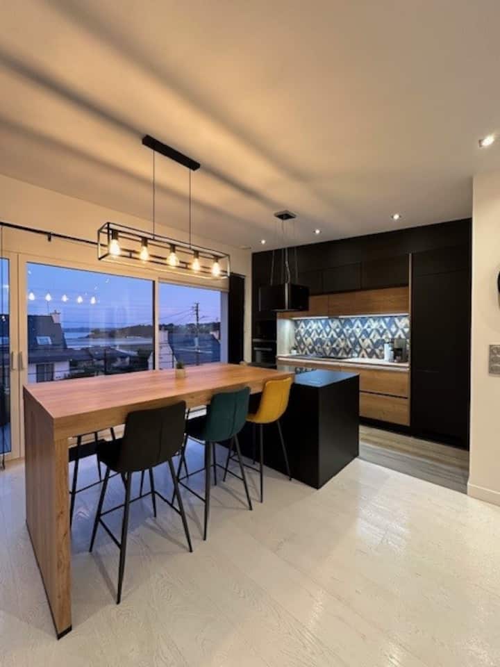 Maison Flacélo,   Vue Mer, 150m De La Plage - Locquirec