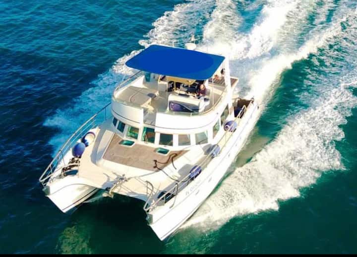Miami Florida Keys Charter Cat - Nassau