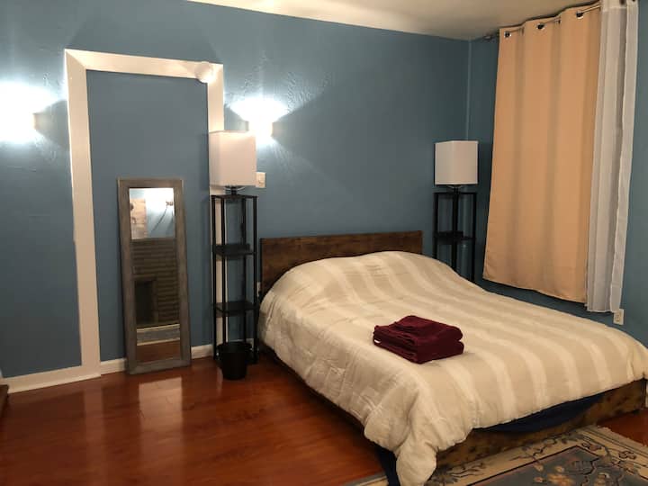 Charming Flat In Lawrenceville - Pittsburgh