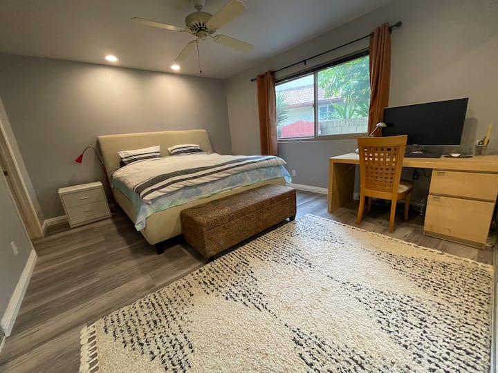 Private Room With En-suite Bathroom - Torrance, CA