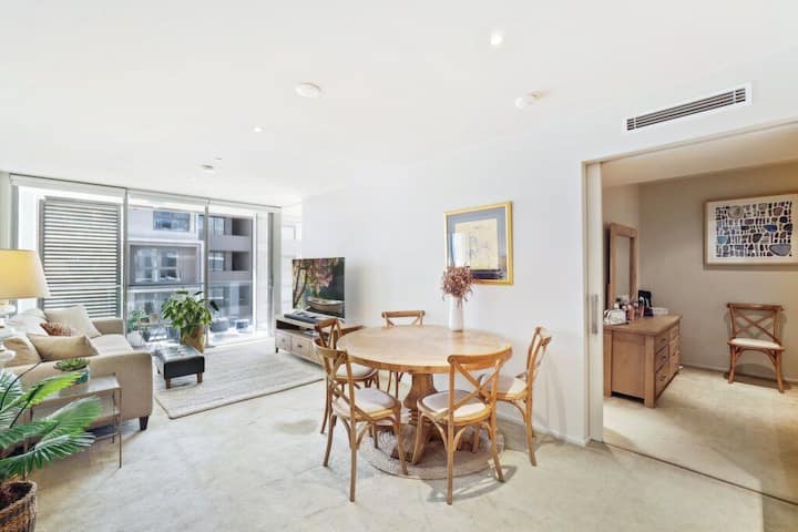 Luxury Hotel Style Two Bedroom Apartment - Manly