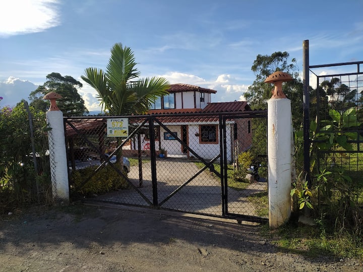 Finca Acogedora Con Jacuzzi - Rionegro
