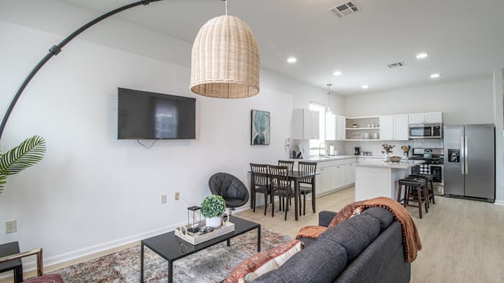 Vibrant Luxury Downtown Loft - 新奧爾良