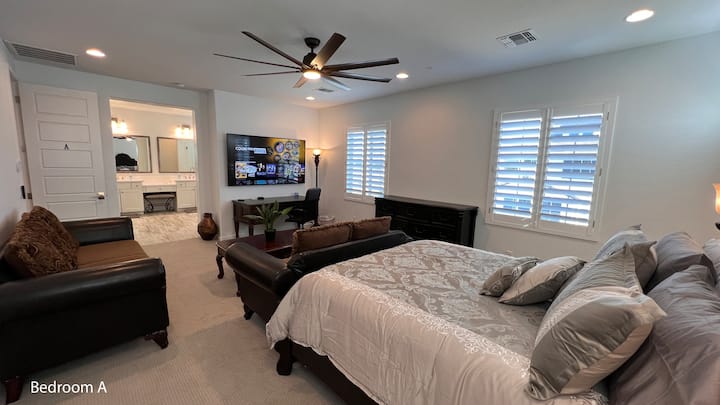 Grand Suite In Lux Home, Gated Gilbert Community - Gilbert, AZ