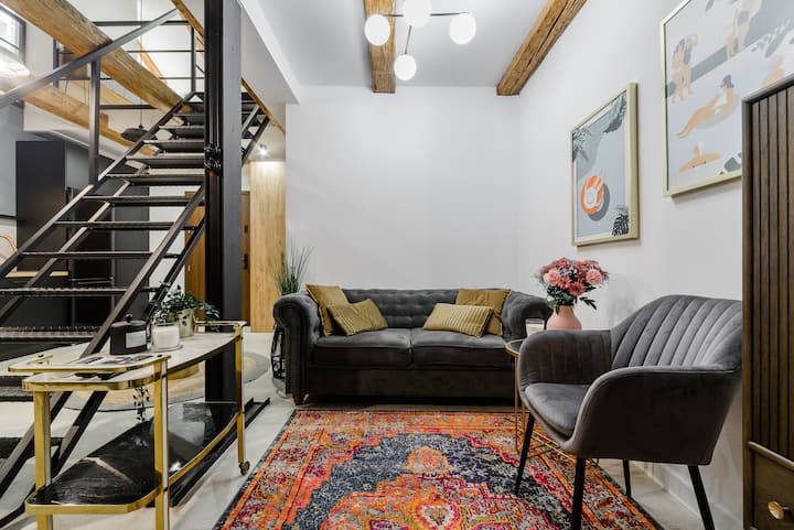 Lumina Two-storey Apartment On Piotrkowska Street - Łódź