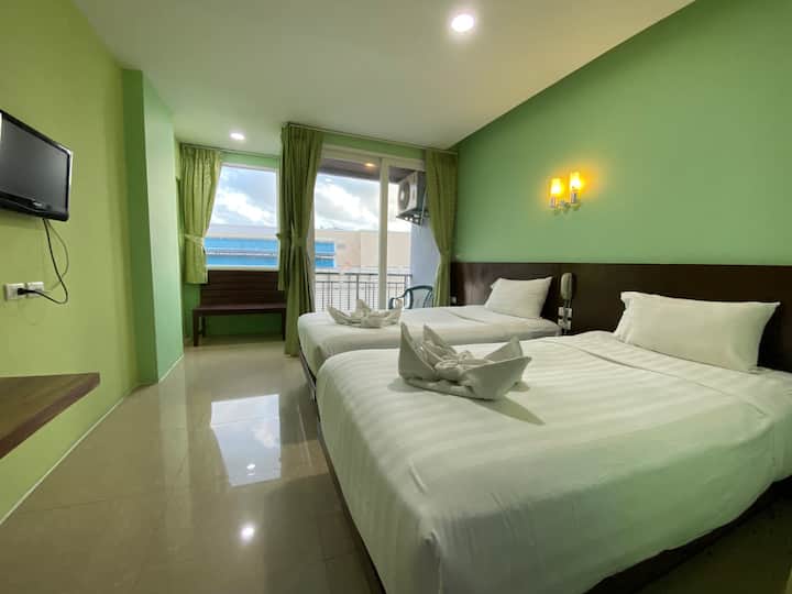 77 Patong Hotel & Spa: Superior Twin Room - Patong Beach
