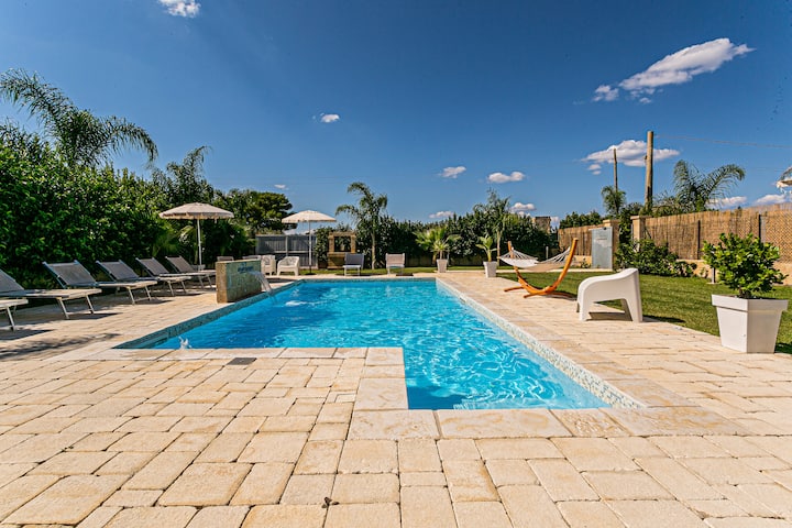 Attico Panoramico Con Piscina - Ugento