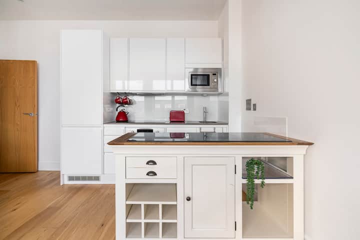 Luxury Luton City Centre Apartment - Luton