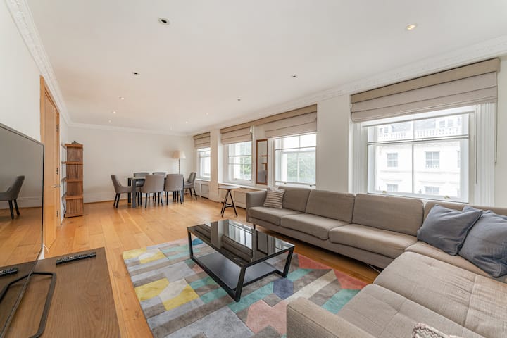 London Gardens - Hyde Park - Two Bedroom Flat - London