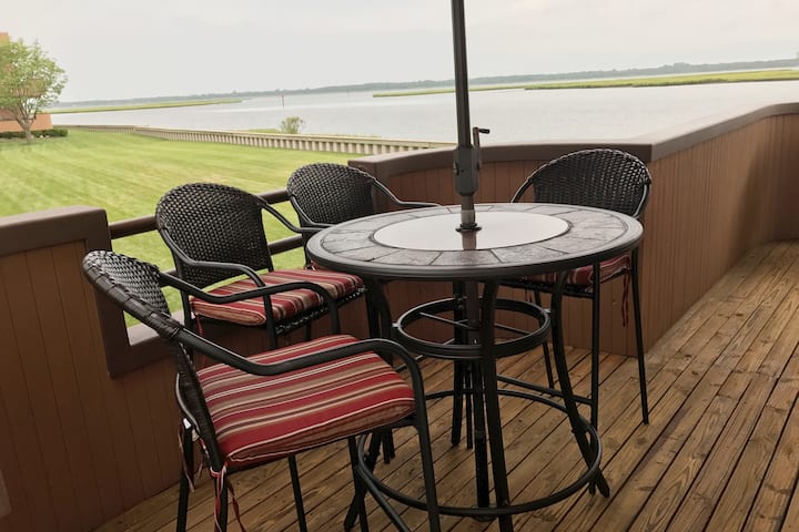 Waterfront Summer/winter Bayfront View And Sunsets - Ocean City, NJ