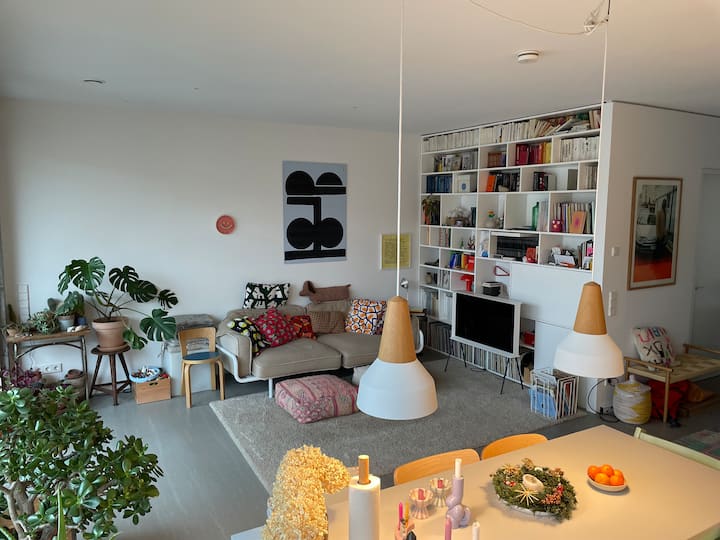 Urbane, Moderne Familienwohnung/neukölln - Berlin