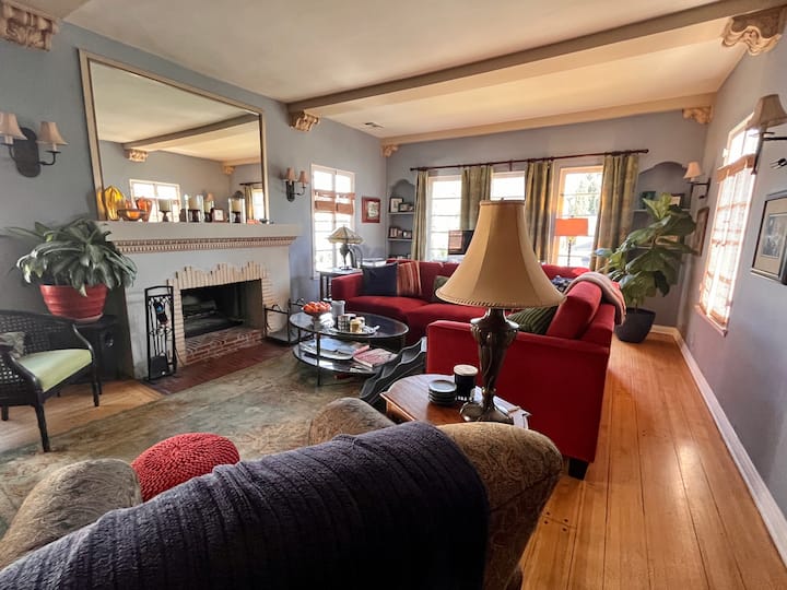 5-star Beverly Hills Suite - Beverly Hills, CA