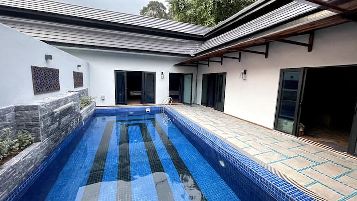 Charis Janda Baik Villa 6: River & Pool Villa - 벤통