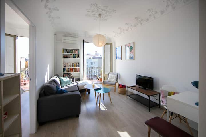Apartamento Modernista Eixample - برشلونة