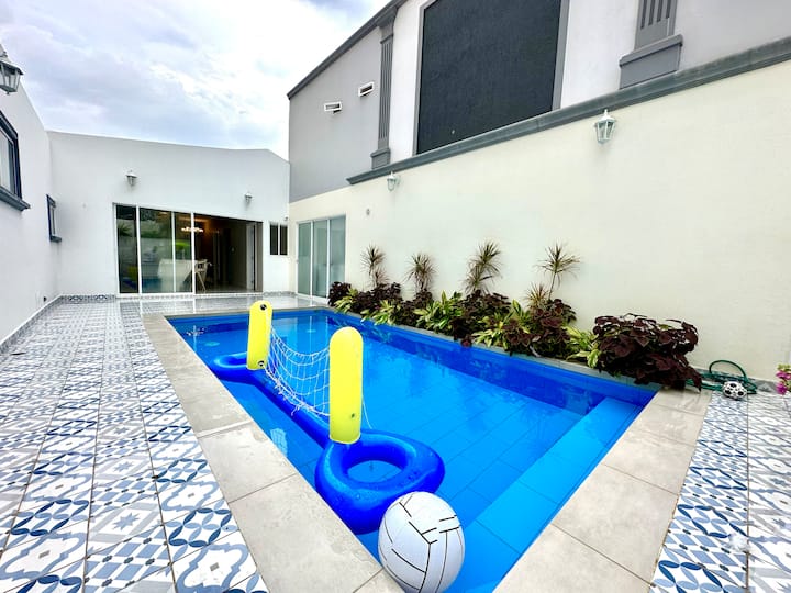 Casa Mubarak Con Piscina - Barranquilla