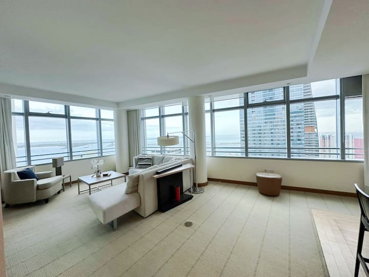 Panoramic Bay Views,  Landmark Brickell Condo - Miami, FL