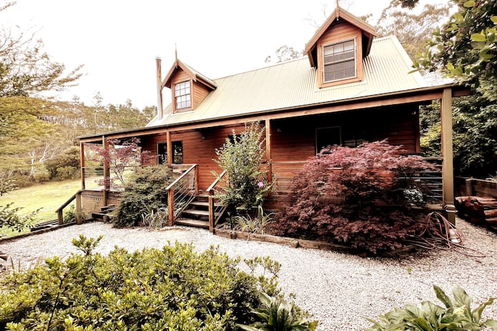Imis Cottage - 3 Bedroom Cottage (Sleeps 8) - Blue Mountains