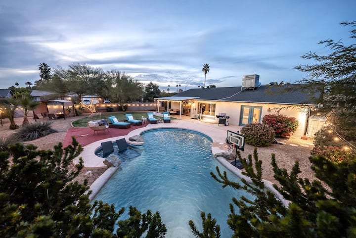 The Ace! North Socttsdale Escape! Pool/ Hot Tub! - Phoenix, AZ