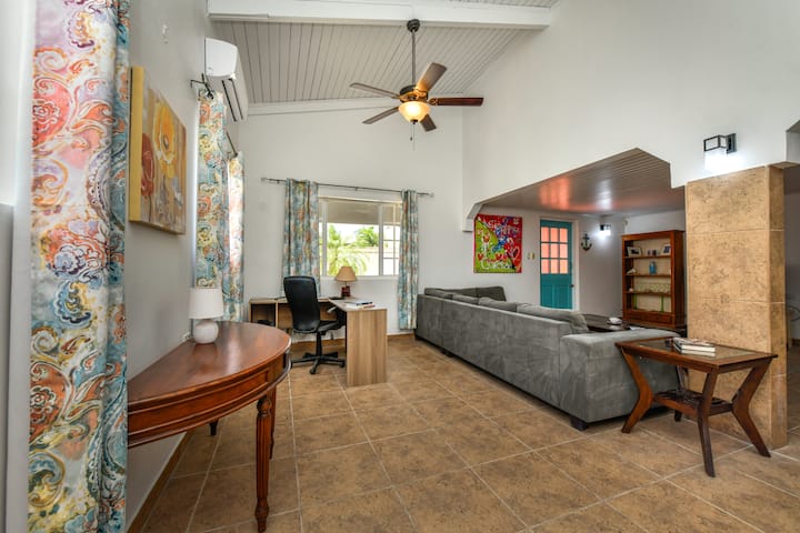 Eagle Beach Retreat - Aruba