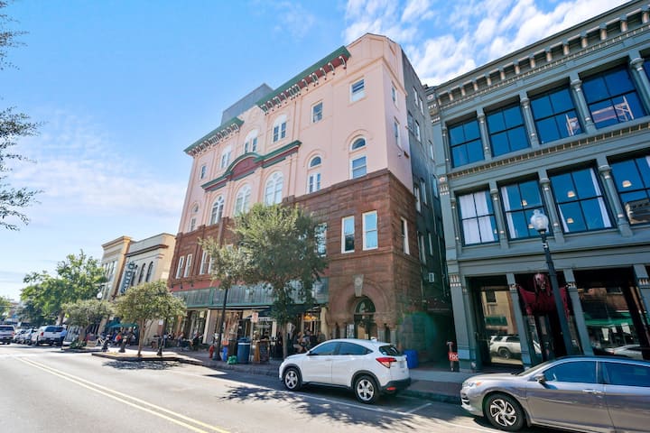 Cozy Downtown Condo! - Wilmington, NC