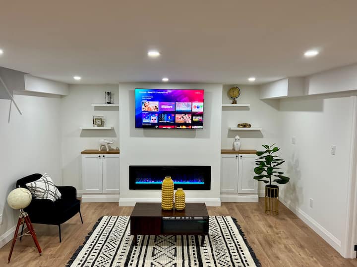 Luxury Lush Guest Suite In Ancaster - Hamilton