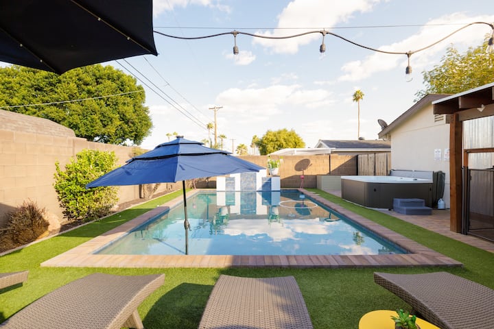 Rancho Relaxo: Dog Friendly, 4 Bedroom + Games! - Scottsdale, AZ