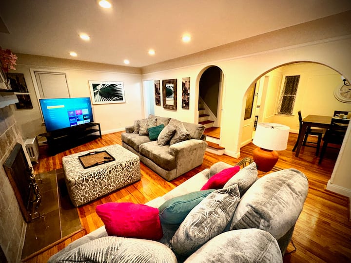 Stylish Detroit, 3 Bedroom, 4 Bed, Office, Bar. - 디트로이트