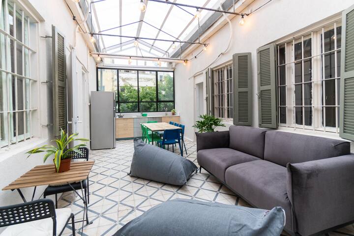 Spacious renovated 7 bedrooms apartment - Apartments for Rent in Tel ...