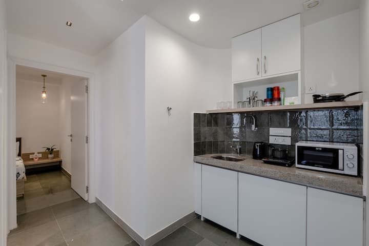 Luxury 1bhk Condo For 4 People Next To Railway Stn - Jaipur