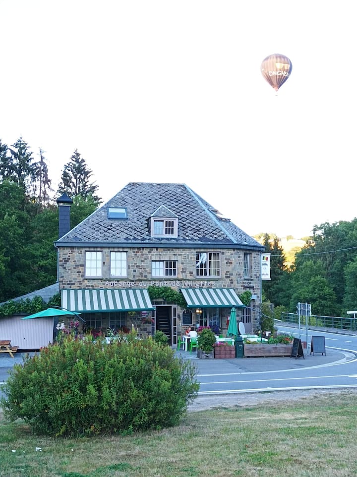 Auberge Au Pont De Villettes: Kamer 3 - Ardennen