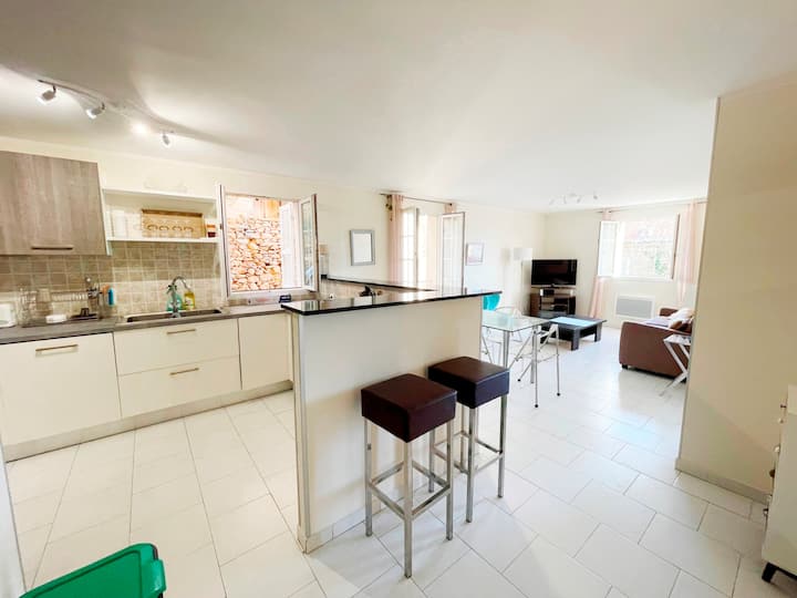 Charmant Appartement Au Pied De La Citadelle - Corte