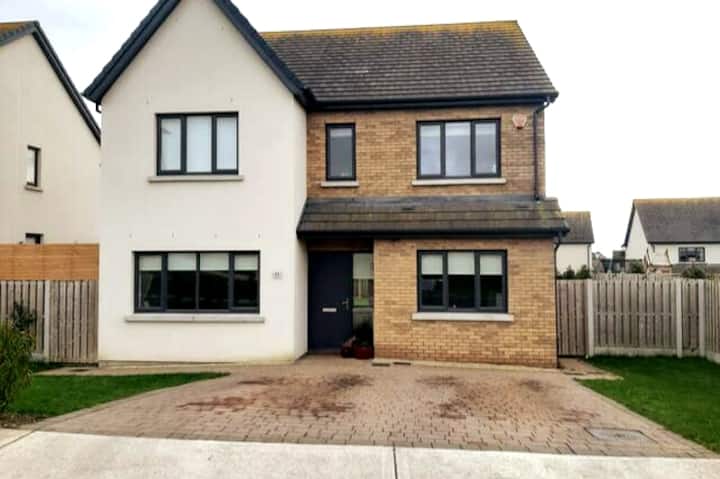 A-rated home in traditional Irish village - Houses for Rent in ...