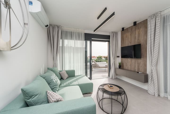 Villa In Novalja With Private Pool - Novalja