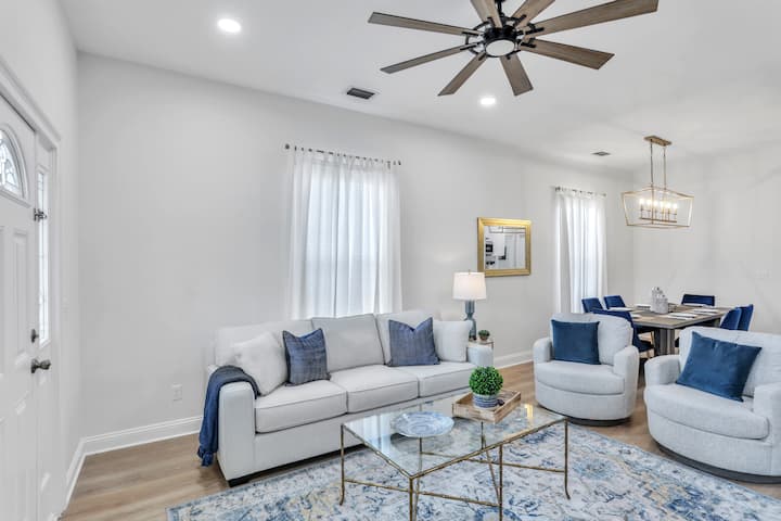 Luxury Designer San Marco Oasis-sleeps 6 - Jacksonville, FL