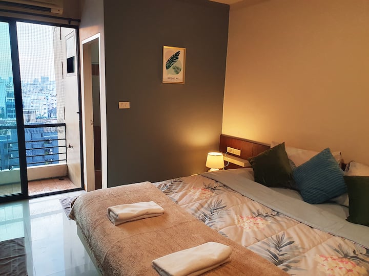 R705@oriental Ratchada - Bangkok