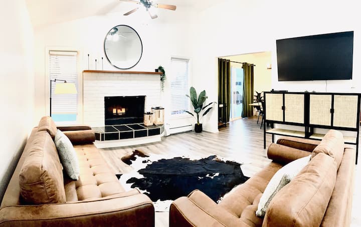 Alpenglow-entire 2 Bedroom - Anchorage, AK