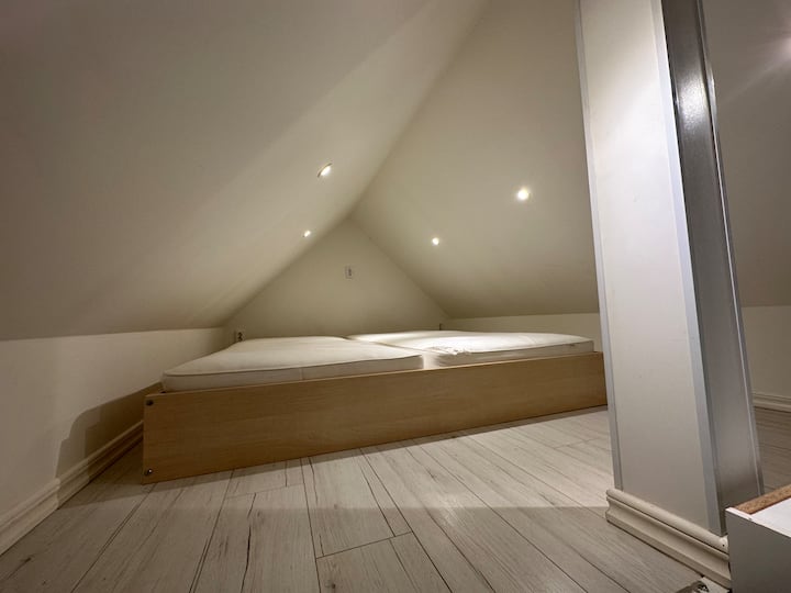 Cosy Pool House For Two In Solna Next To Lake - Solna