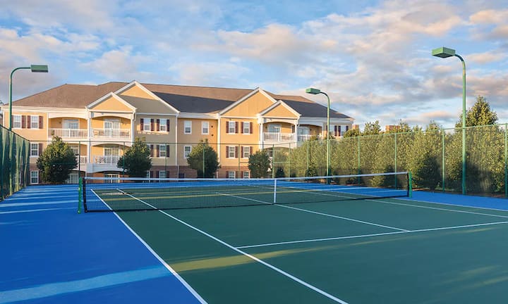 Governor's Green 1 Bed 1 Bath - Williamsburg, VA