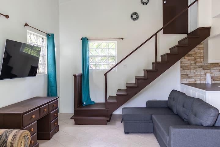 One Bedroom Loft Near Baywalk Mall - Rodney Bay