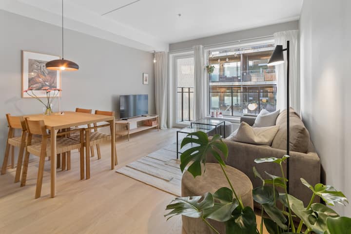 New & Modern 1 Bedroom Apt With Private Balcony - Oslo