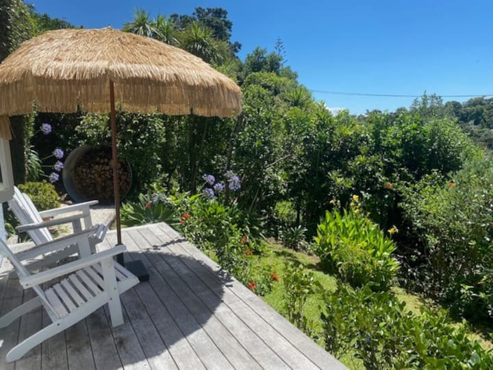 Tahamoana - House By The Sea - Waiheke Island