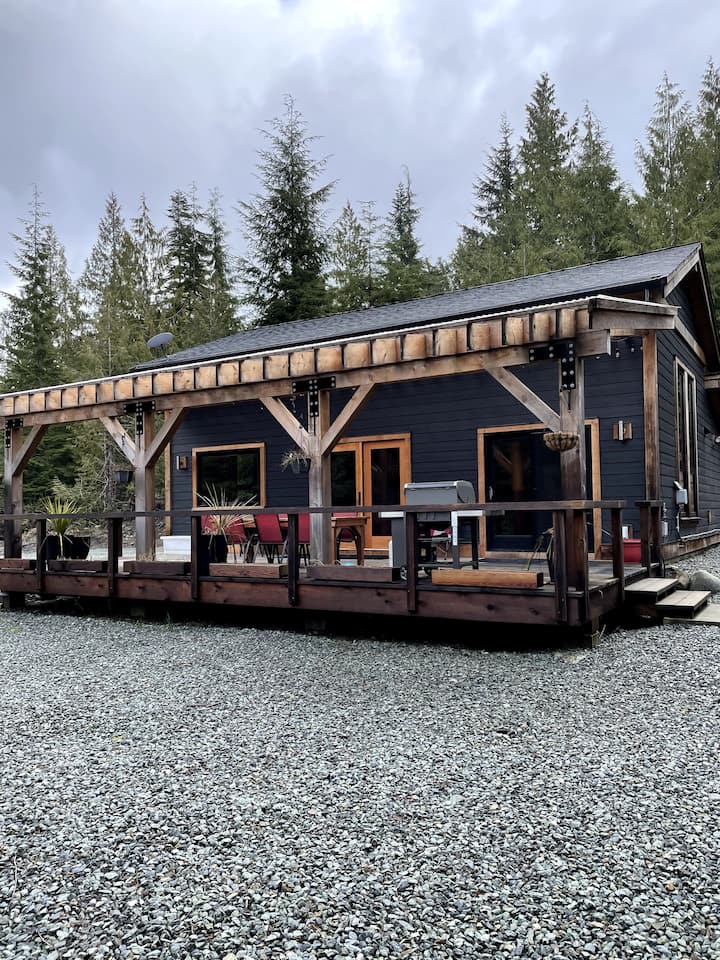 Osprey Guest House - Port Renfrew