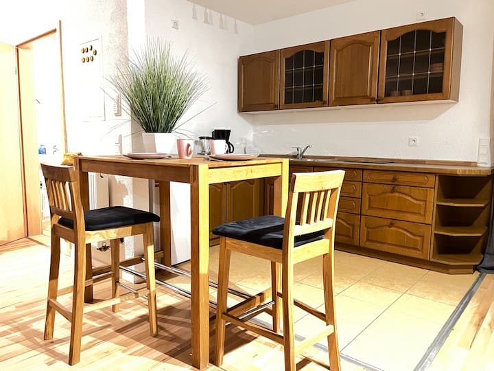 Gemütliche Kleine Ferienwohnung „Carli“ Mit Wlan - Gotha