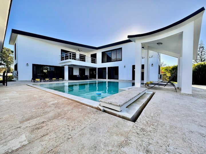 Casa Coco-elroy Premium 4 Bedroom @ Casa Linda - Sosúa