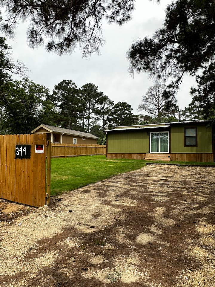 Pepper's Spot @Lakebastrop - Bastrop, TX