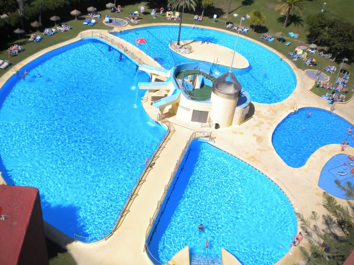 Jupiter Apartment Sea, Pools View - Benalmádena