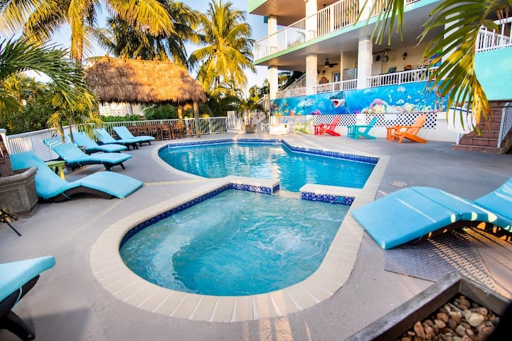 Beach House, Sombrero, Pool Dock - Marathon, FL