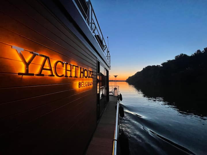 Yachthouse Belgrade - Belgrado