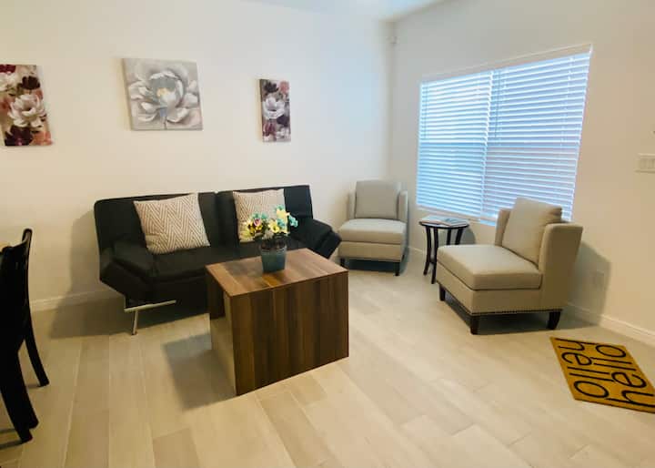 Pyxis Heights Apt. 1904 - 麥卡倫