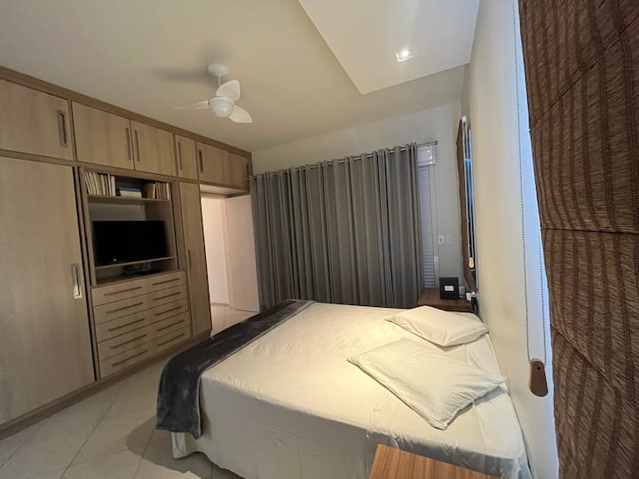 Estilo E Classe/3 Suítes/ 150 M Da Praia - Ilhabela